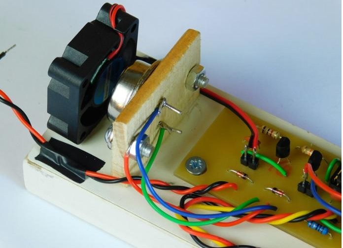Constant Current DC Power Supply Project Circuit - The Engineering ...
