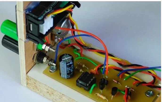 Constant Current DC Power Supply Project Circuit - The Engineering ...